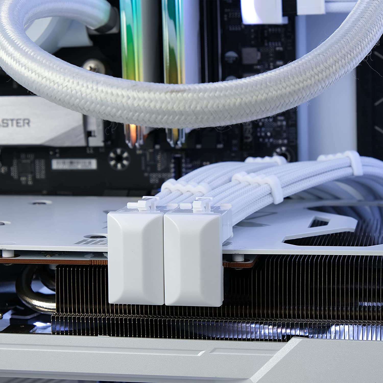 GPU POWER CONNECTOR 8PIN 180 DEGREE WHITE (REVERSED)
