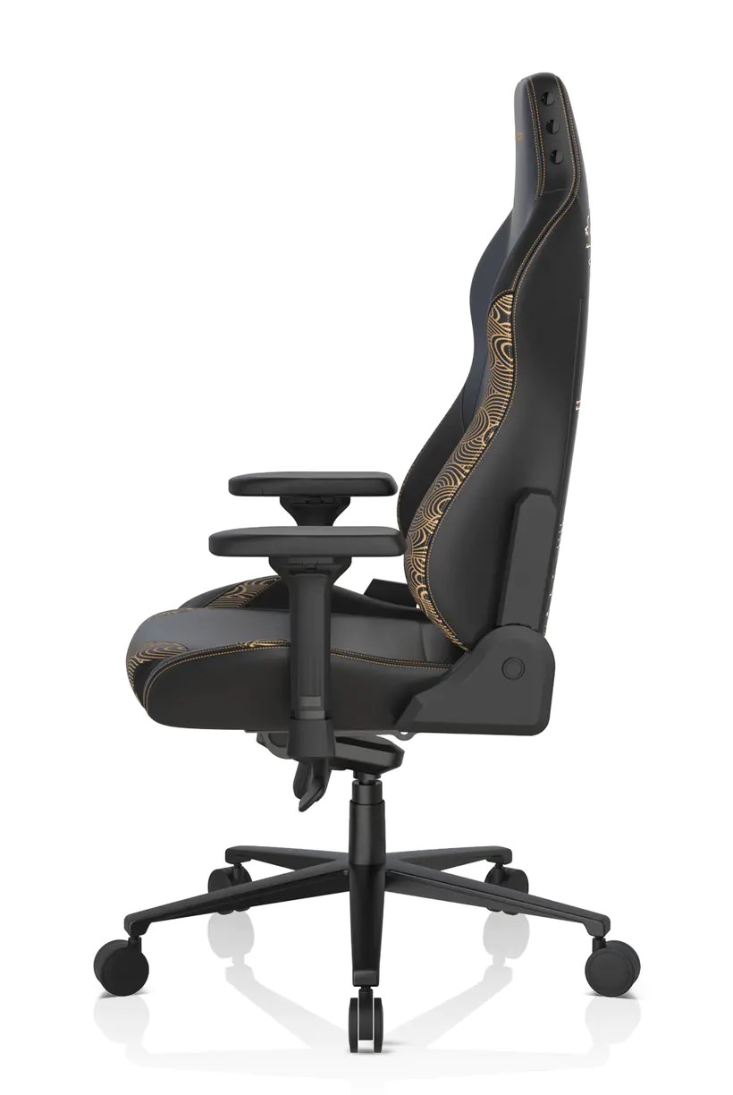 DXRACER CRAFT PRO SERIES KOI FISH BLACK GAMING CHAIR